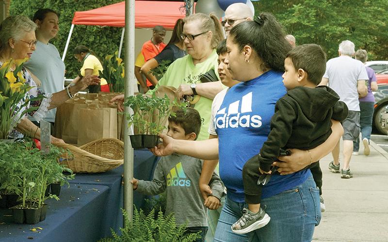 United Community Bank thanks customers with tomato plants | Times ...