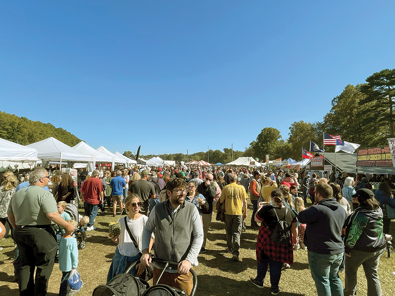 Parade, 28K crowd on second festival weekend | Times-Courier, Ellijay ...
